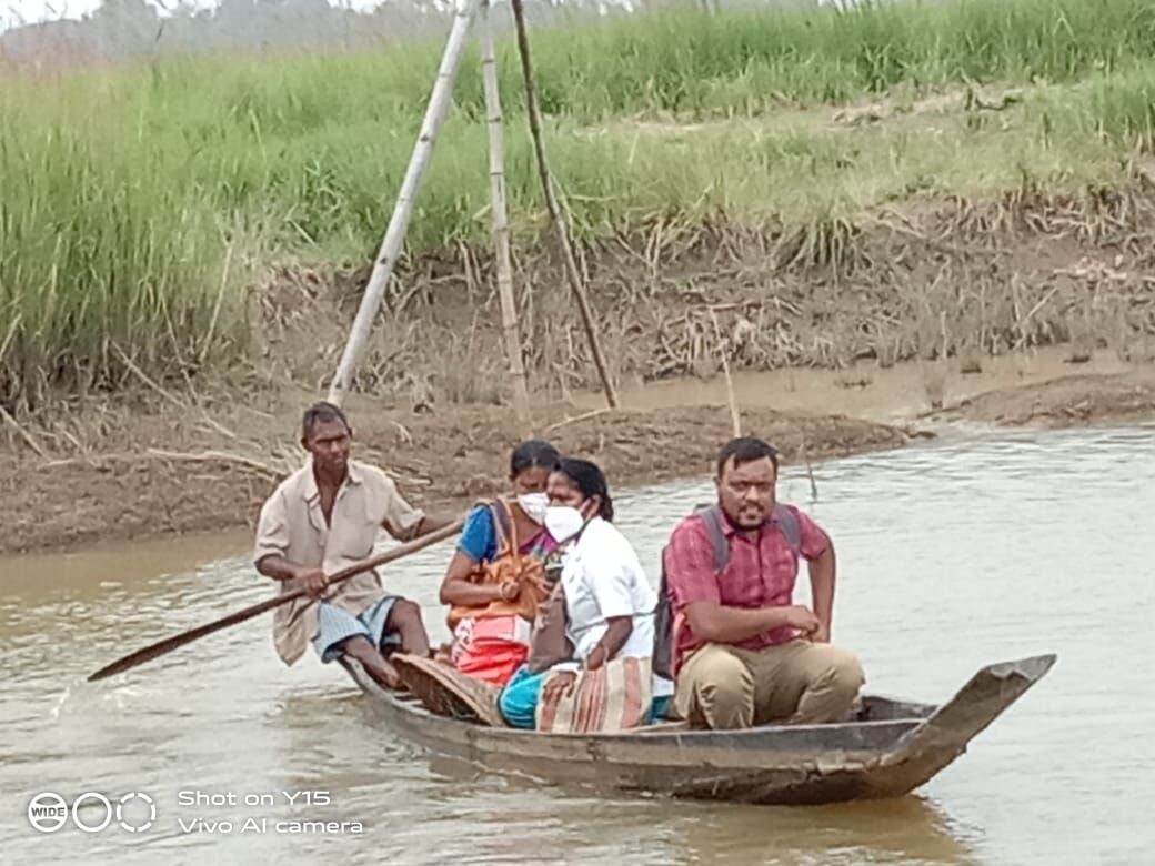 Cachar health workers reach a village on boat, vaccinate over 200 persons