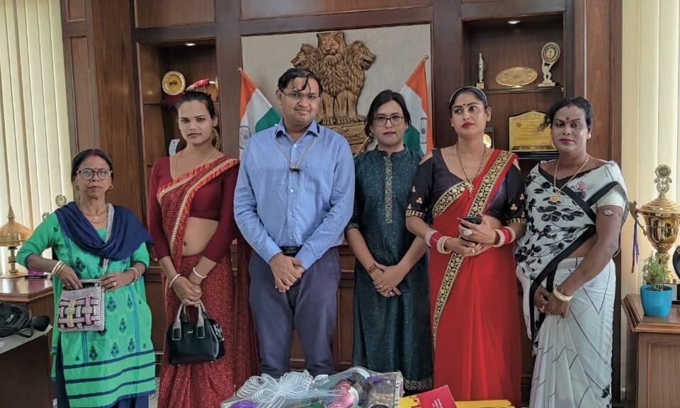 Tea Stall run by transgenders opens in Kamrup DC office