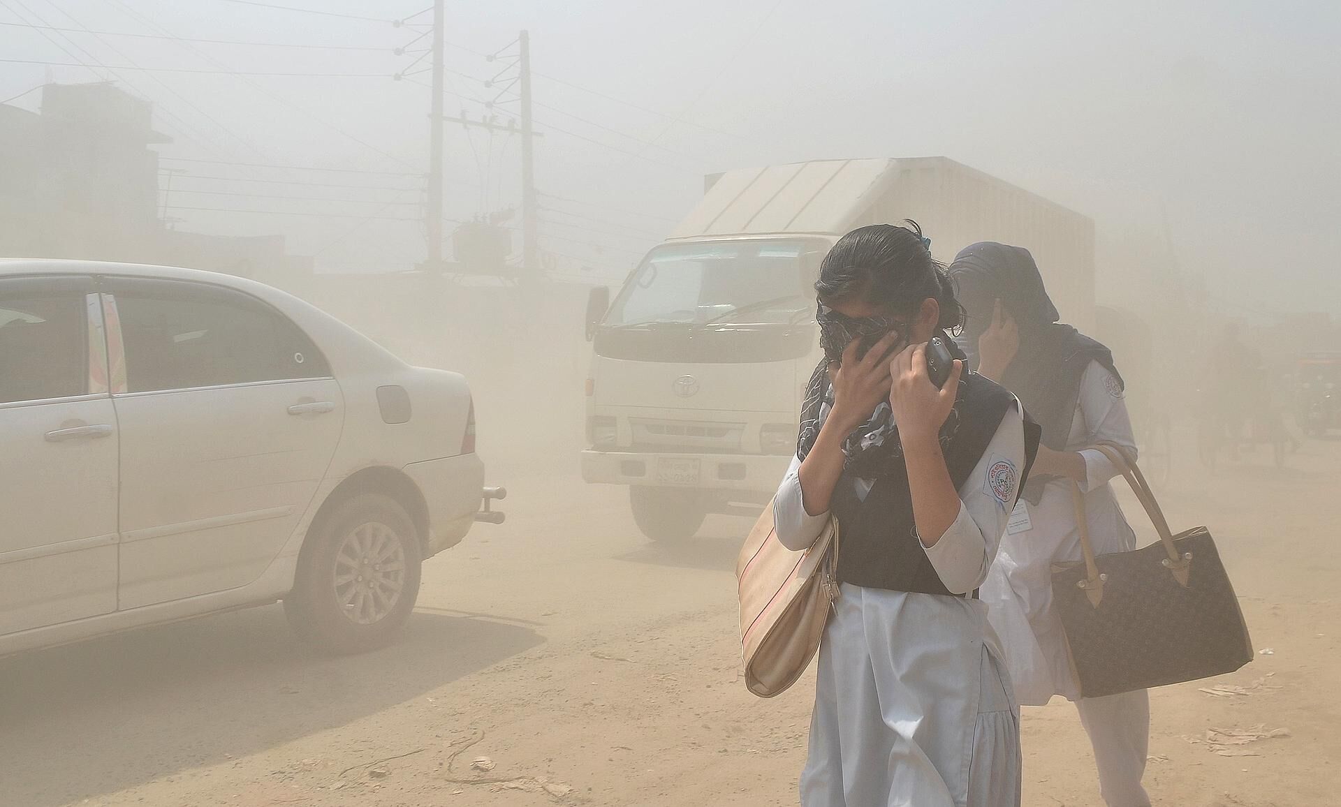 Guwahati Air Pollution: Positive action in monsoon may give us a ...