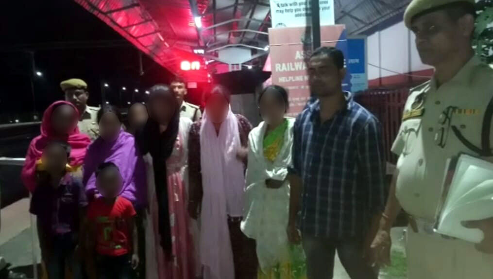 Six drug peddlers including women held at Chaparmukh, drugs worth Rs 1 ...