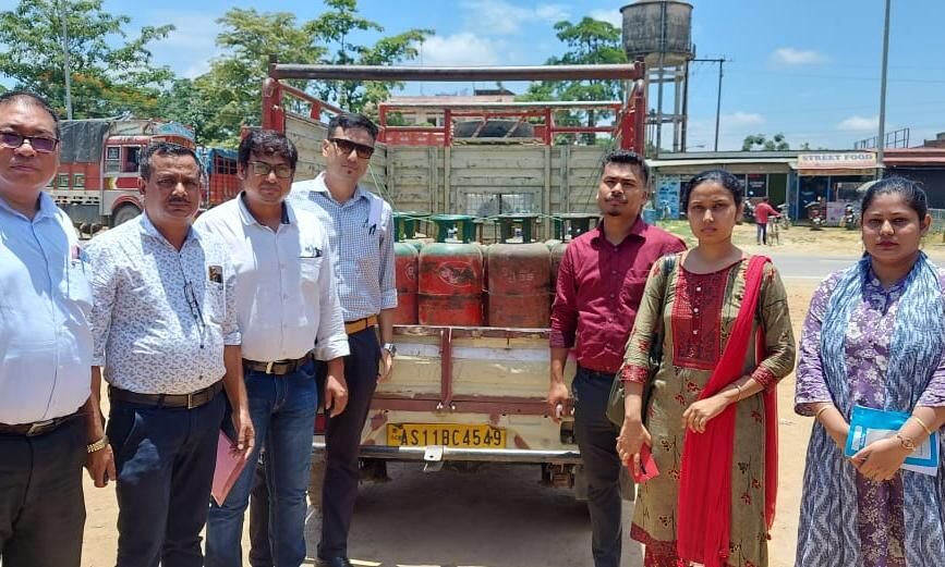 17 unlicensed gas cylinders seized by Cachar Food and Civil Supplies ...