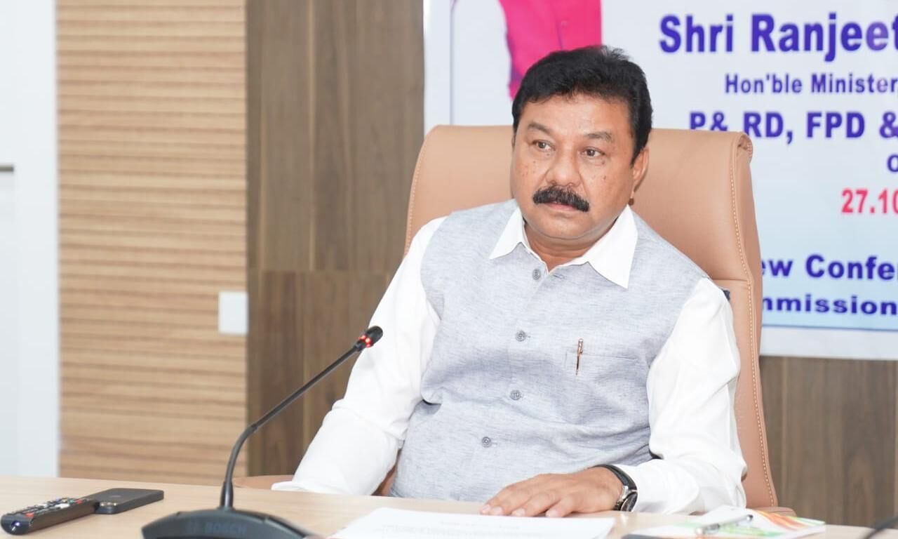 Banners in Bengali text at Durga Puja pandals not intended to hurt ...