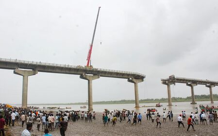 Gujarat: Death toll in Vadodara bridge collapse rises to 18, two missing