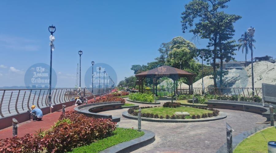 Uzanbazar locals urge GMDA to rename riverfront park as 'Sati Radhika Park'