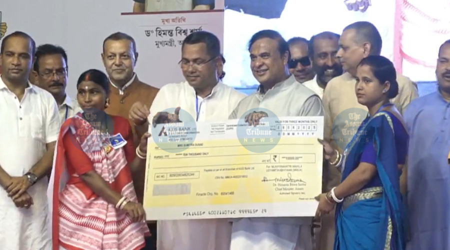 16,000 women get Rs 10,000 first instalment under Mahila Udyamita in ...